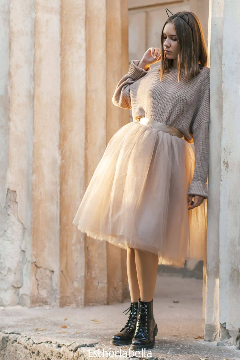 7 Stylish Ways to Rock a Sweater and Look Sensational - Estherlabella
